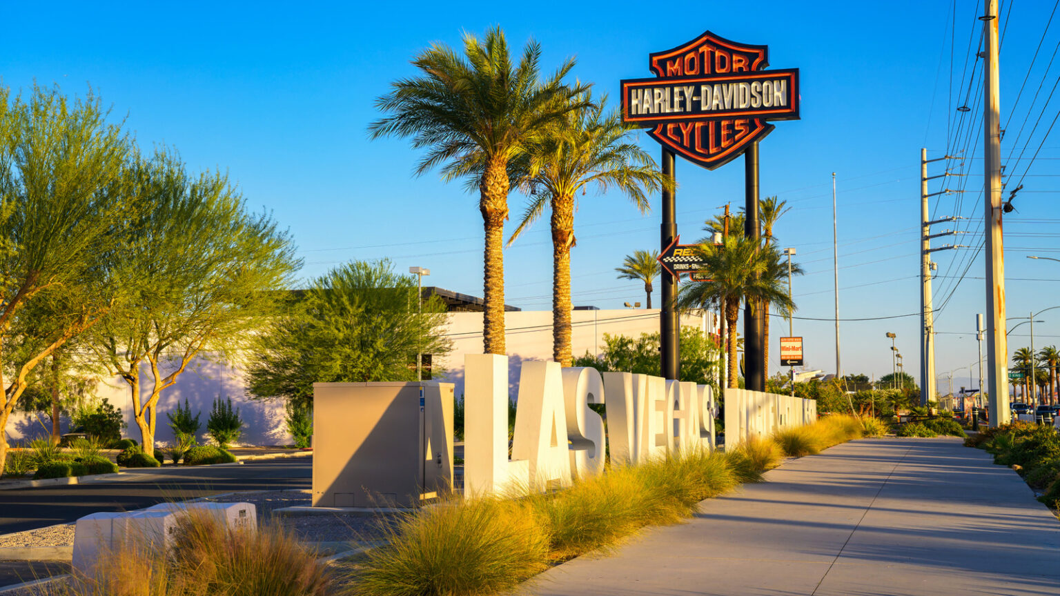These Are The 9 Largest Harley-Davidson Stores In America – Jalopnik